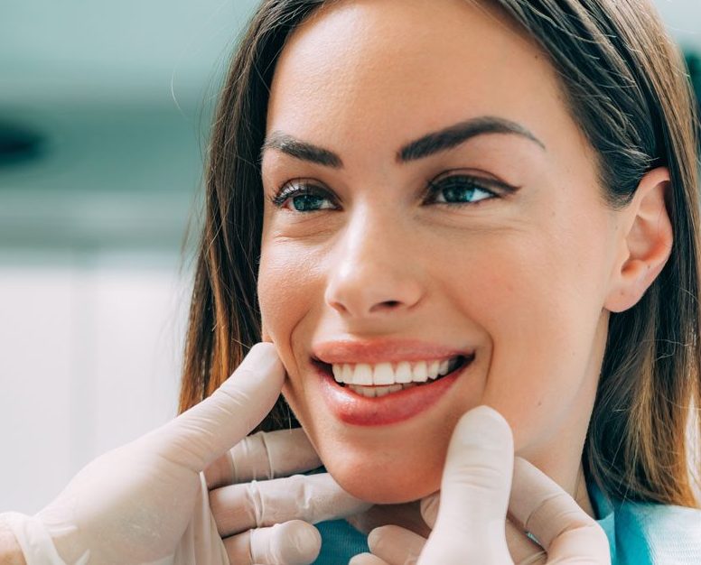 Crowns Vs. Veneers: What’s the Difference? Crowns Vs. Veneers: What’s the Difference?